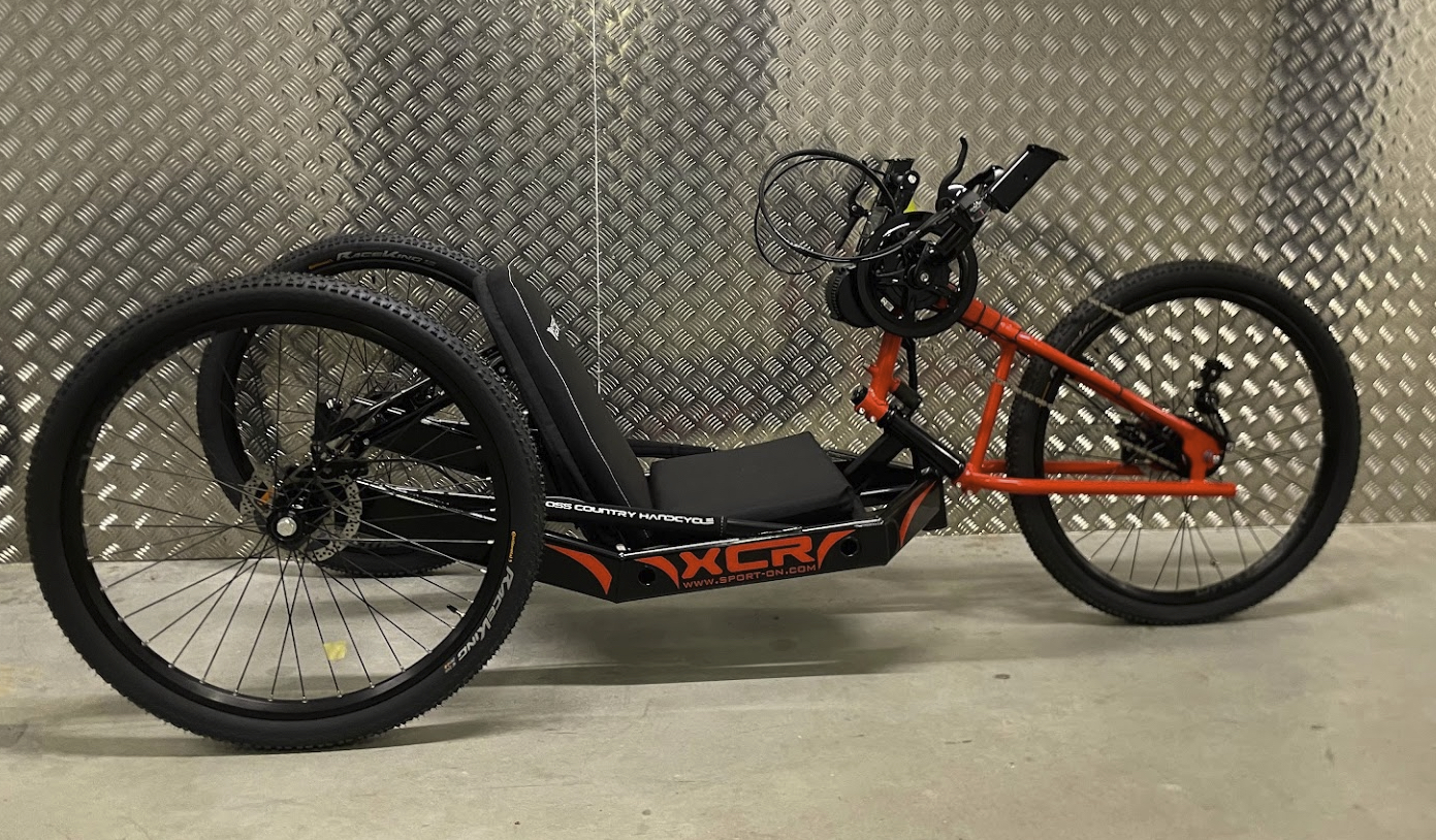 Location essai vélos adaptés, tricycles adulte, tandems et handbikes